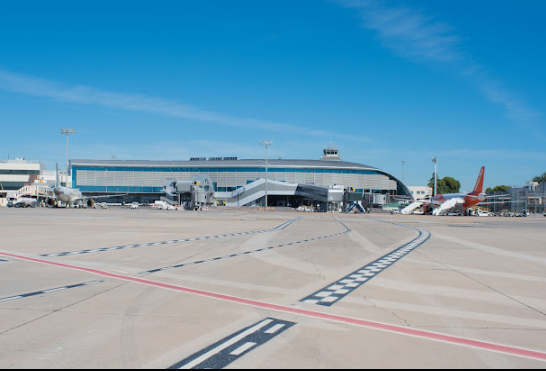 Parking Airport Valencia Manises from 7.14€ - Cheap and Safe - PARKLOT.DE