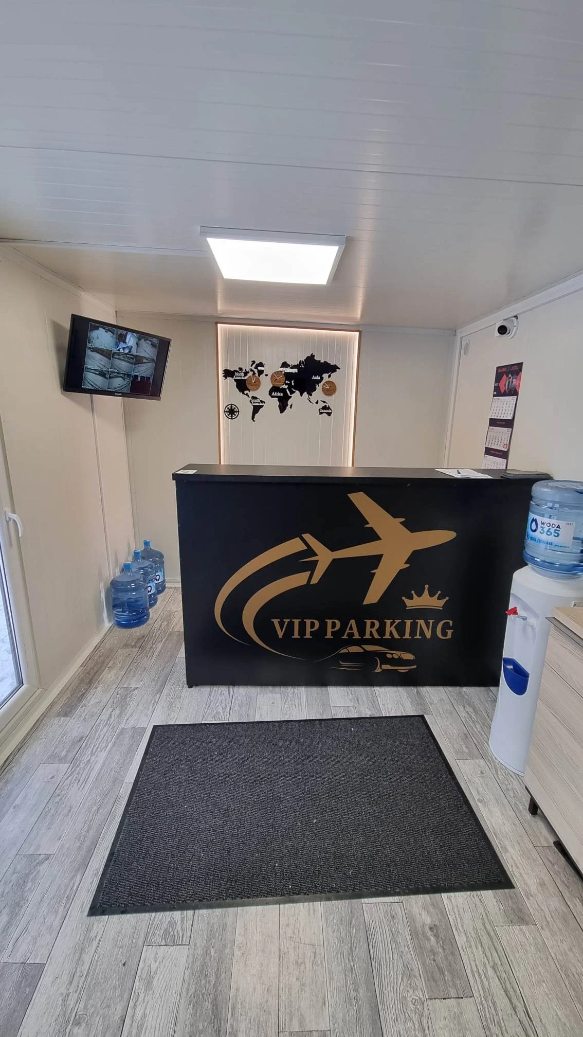 VIP Parking - by the S2 route Warsaw Okecie Chopin Airport – Online ...